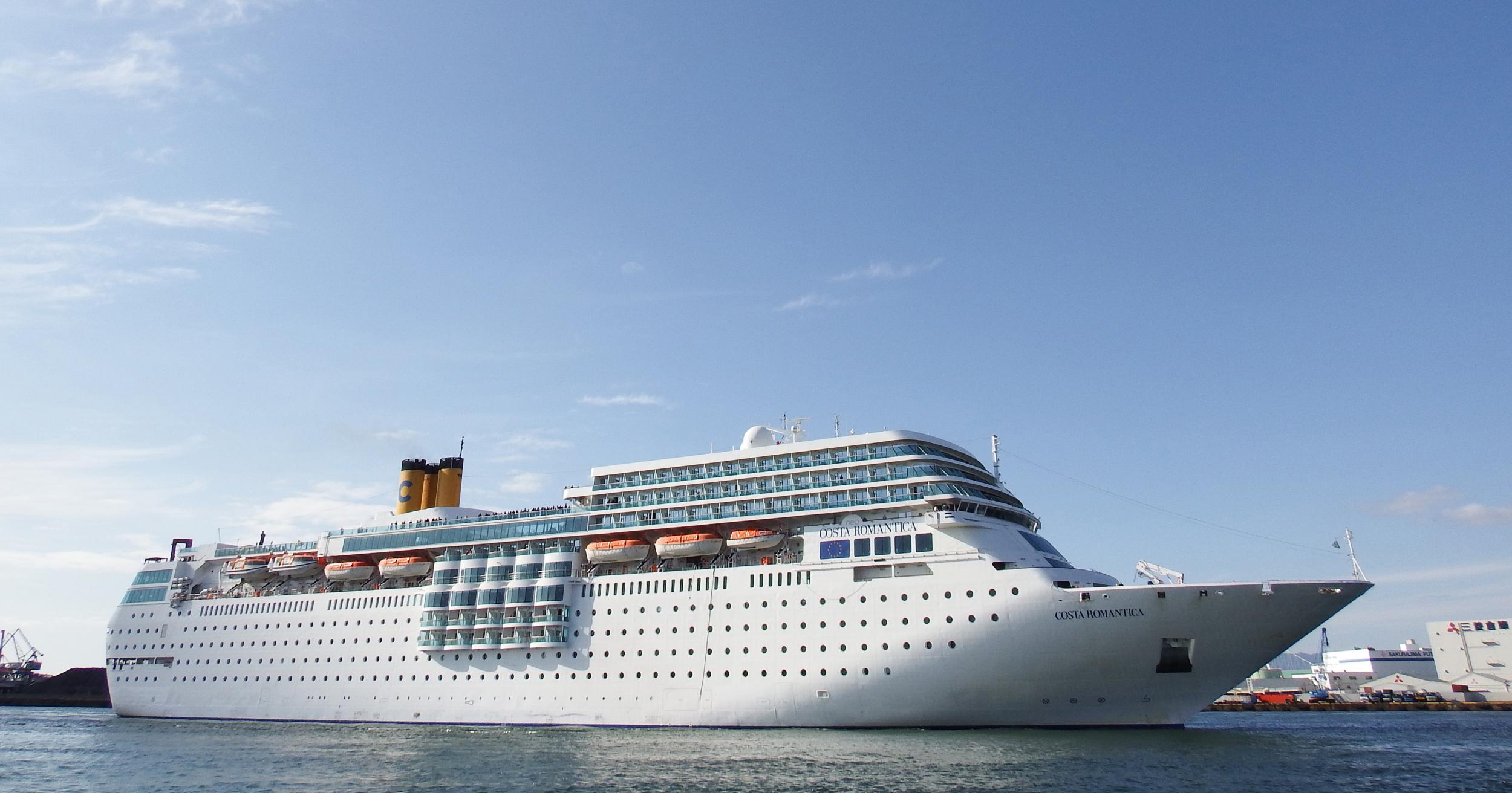 Costa neoRomantica | The fool on the web